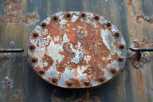 'Rusting metal' free photo - CopyrightFreePhotos.com (all photos ...